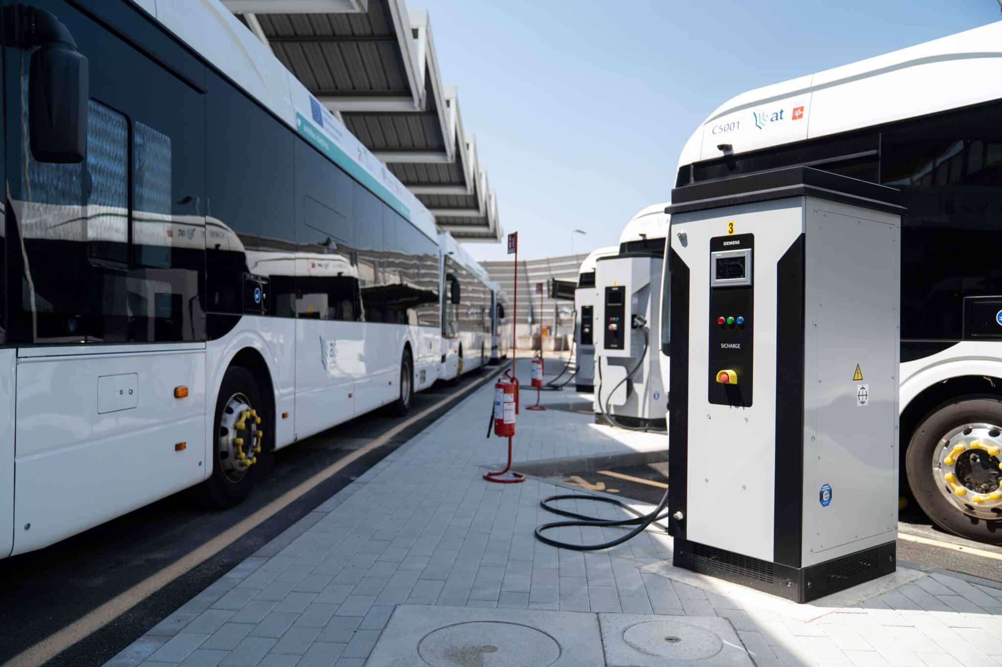 Firenze accelera sul green: in strada i nuovi bus elettrici del PNRR ...