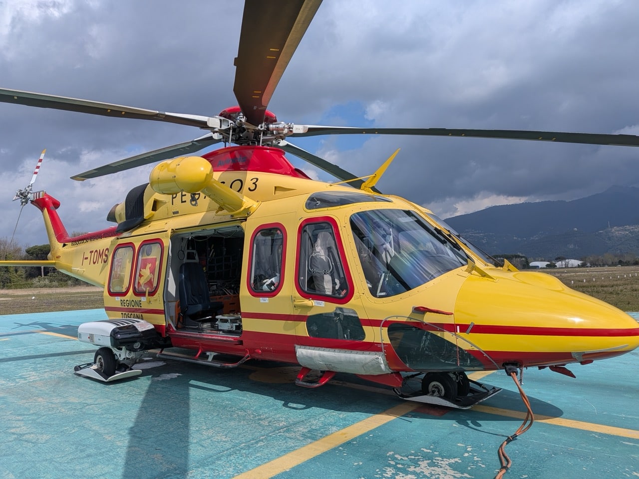 Elisoccorso in Toscana, dentro la base del Pegaso 3 - intoscana
